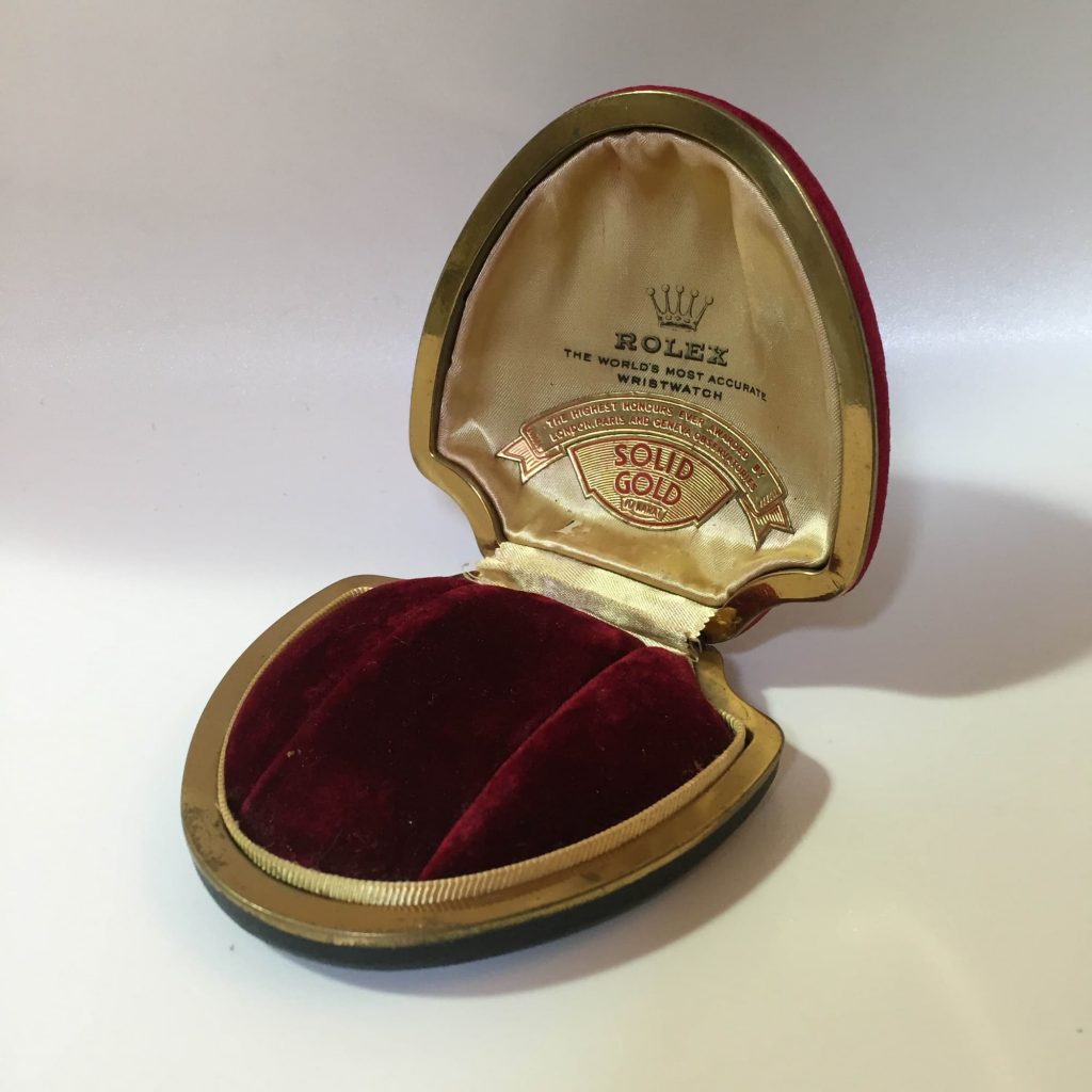 Rolex Vintage Box Display - Watch Out
