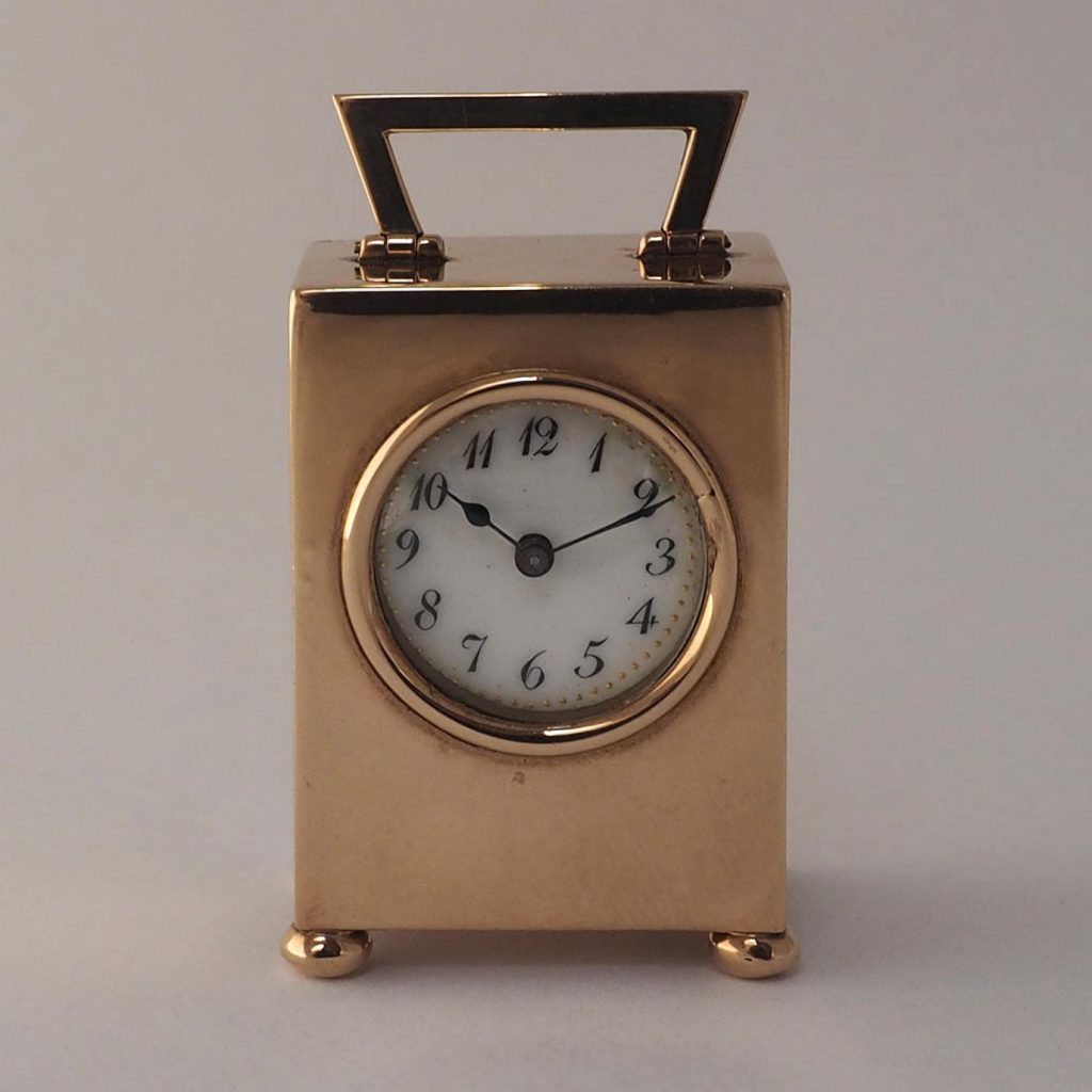 Anonymous Table Clock - Watch Out