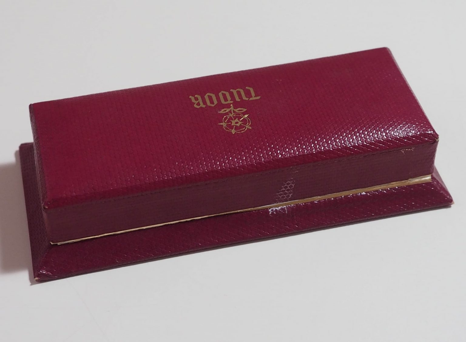 Tudor Vintage Box - Watch Out